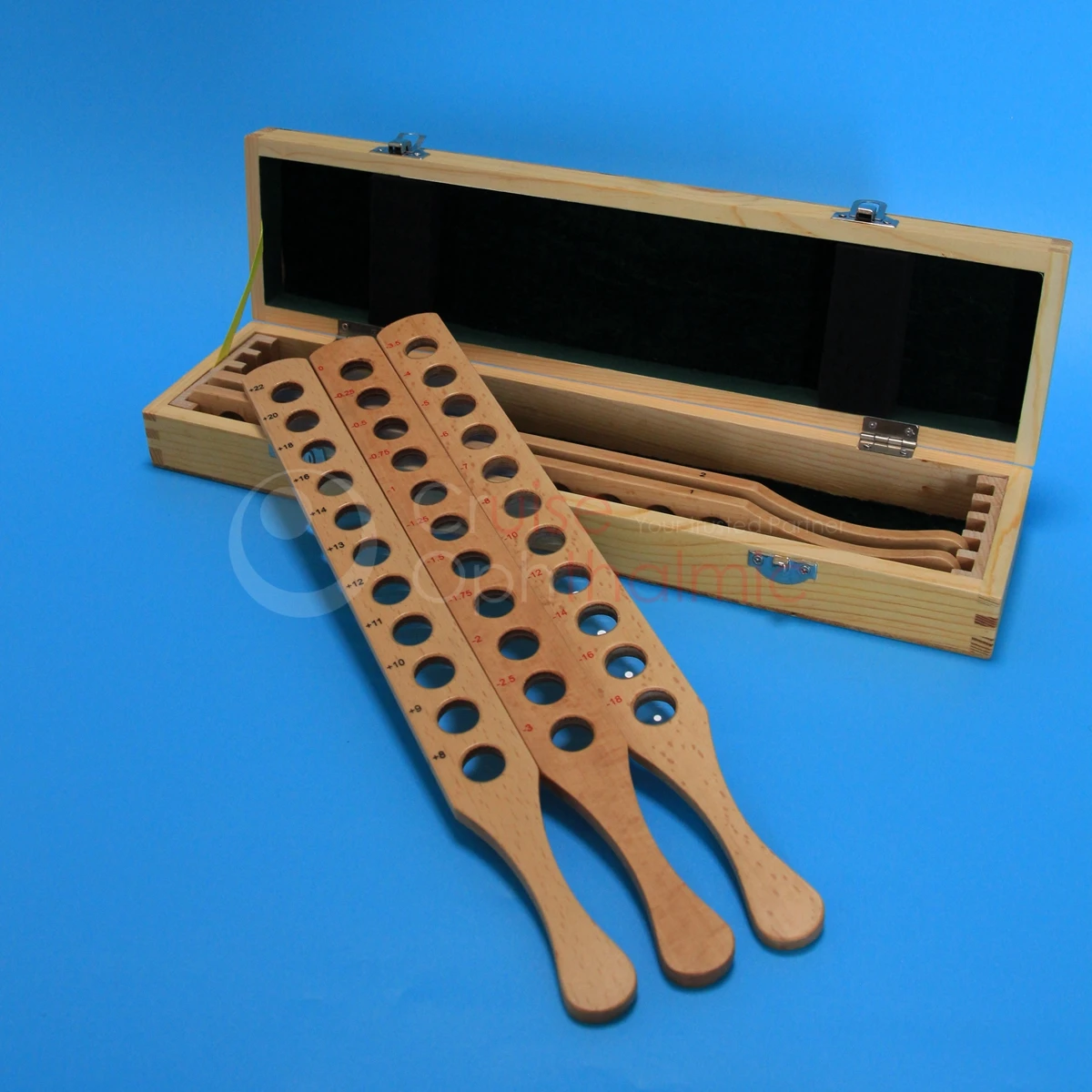 Wooden-Handle-Retinoscopy-Rack-Set-55-lens-5-Row-55-Diopters-with ...