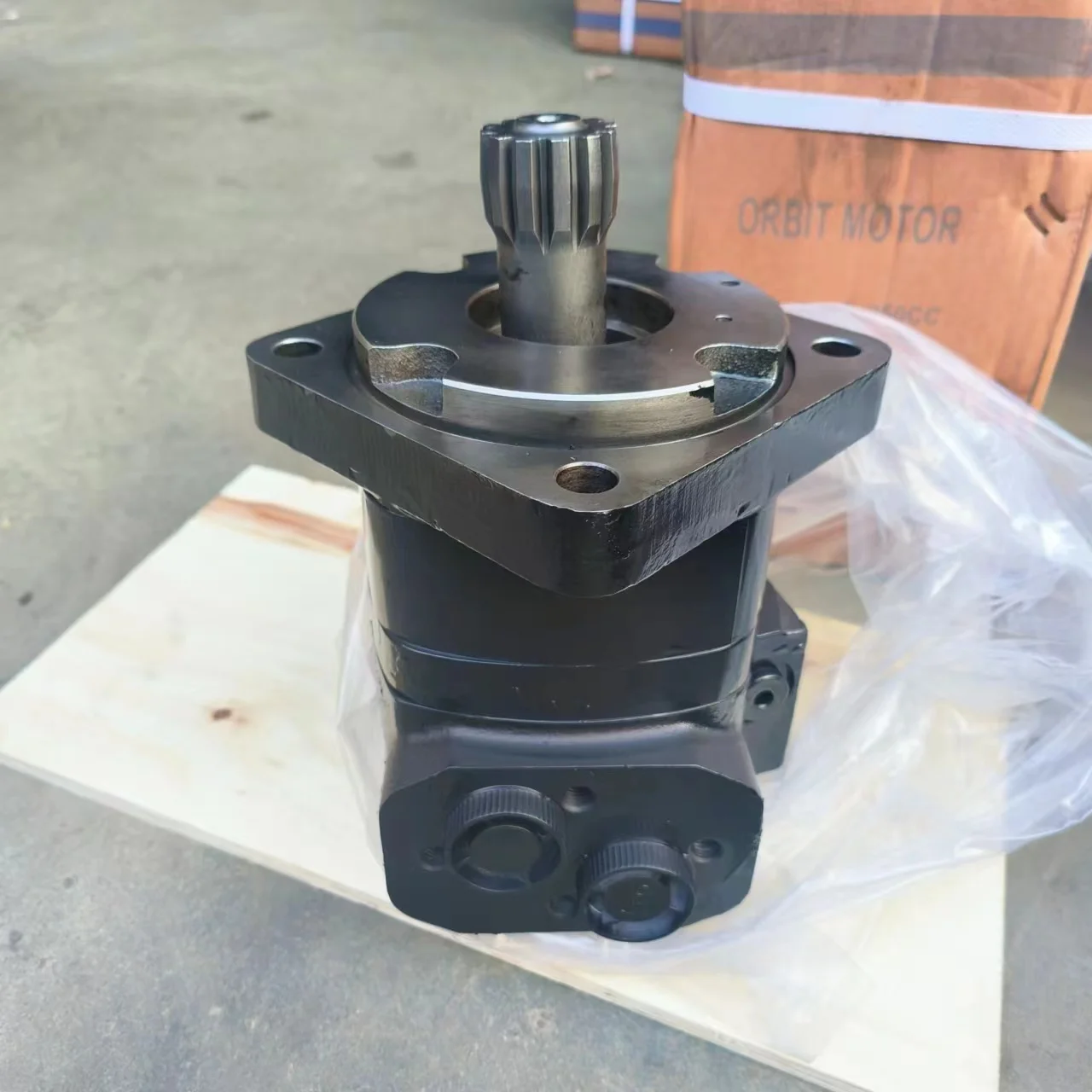 Hydraulic-Motor-161-0085-005-Domestic-Version-Including-Shipping.jpg
