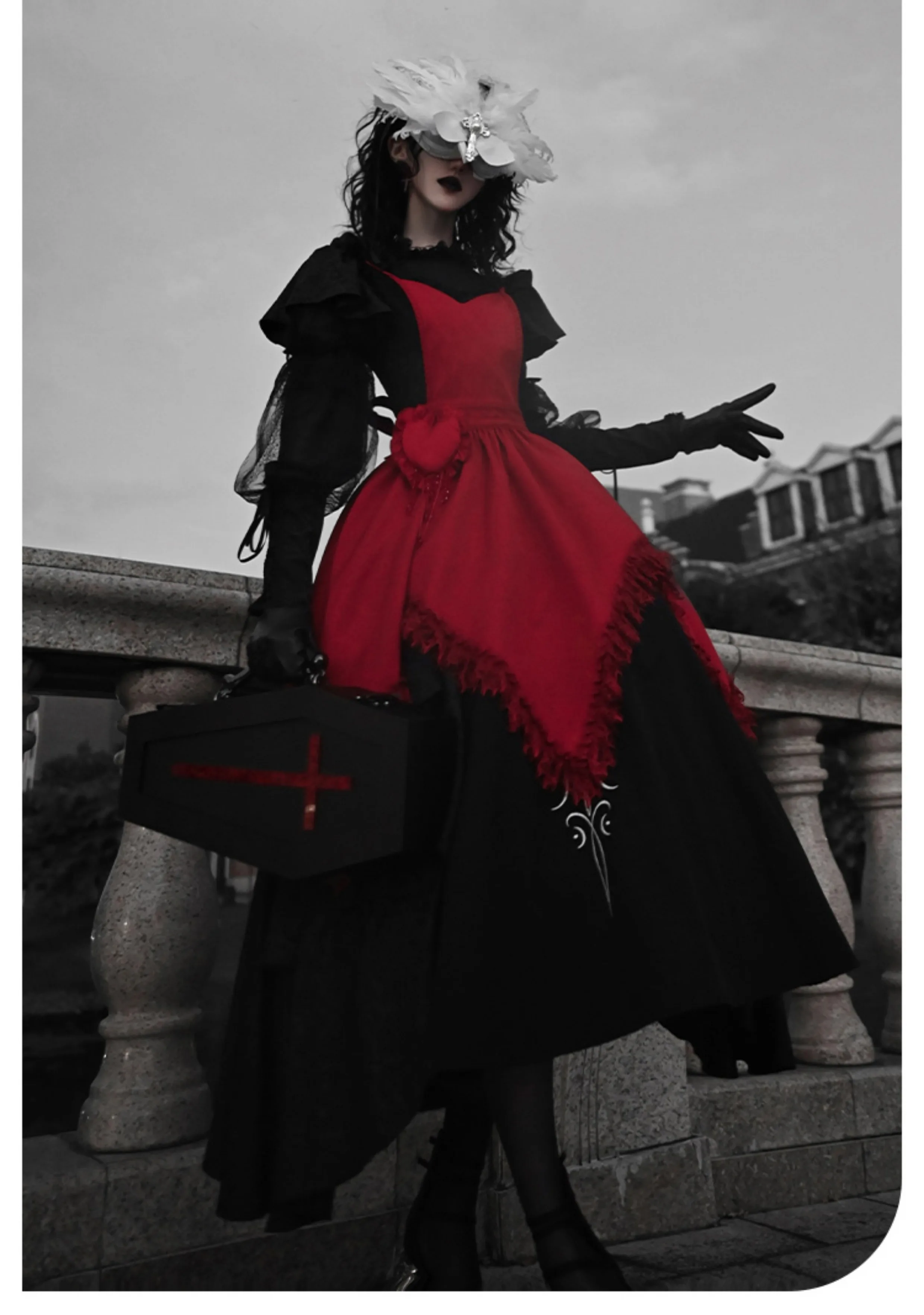 Crime-And-Punishment-Design-Gothic-Style-Lace-Red-Apron-Love-Stereo ...