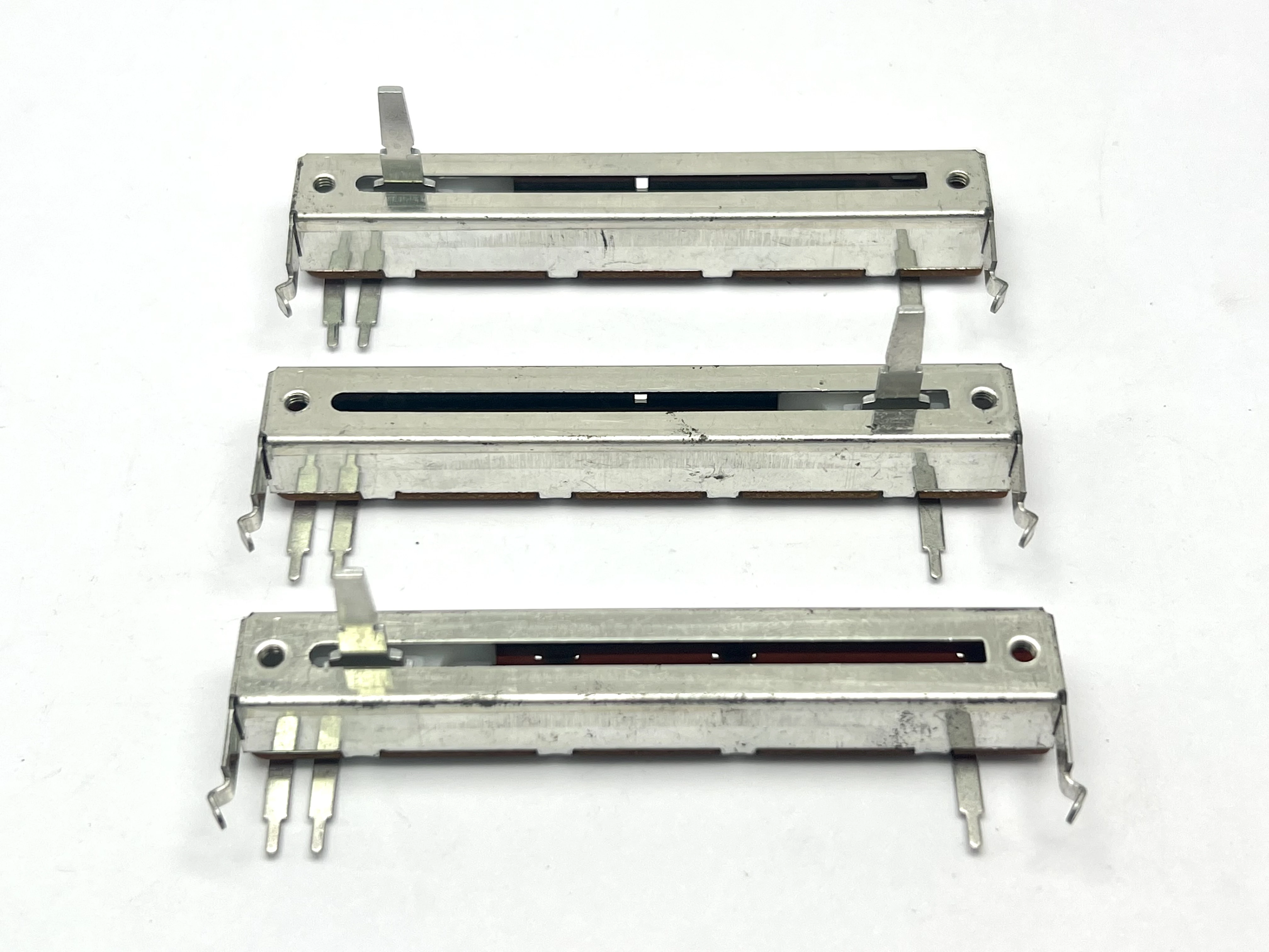 1 PCS Taiwan FD Fuhua 8.8 cm sliding potentiometer B10Kvertical side ...