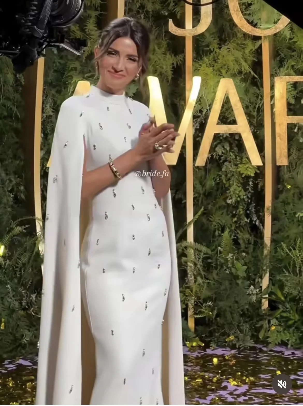 White-Saudi-Arabia-Cape-Sleeve-Evening-Dress-Luxury-Beaded-Cape-Dubai ...