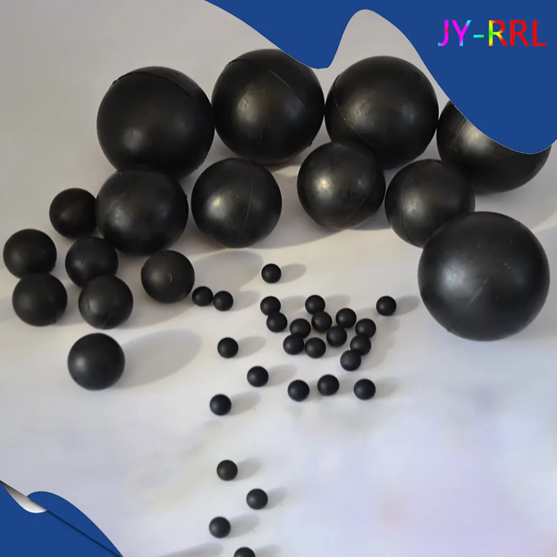 Black-Rubber-Ball-Diameter-2-2-5-3-3-5-4-4-5-5-5-5.jpg