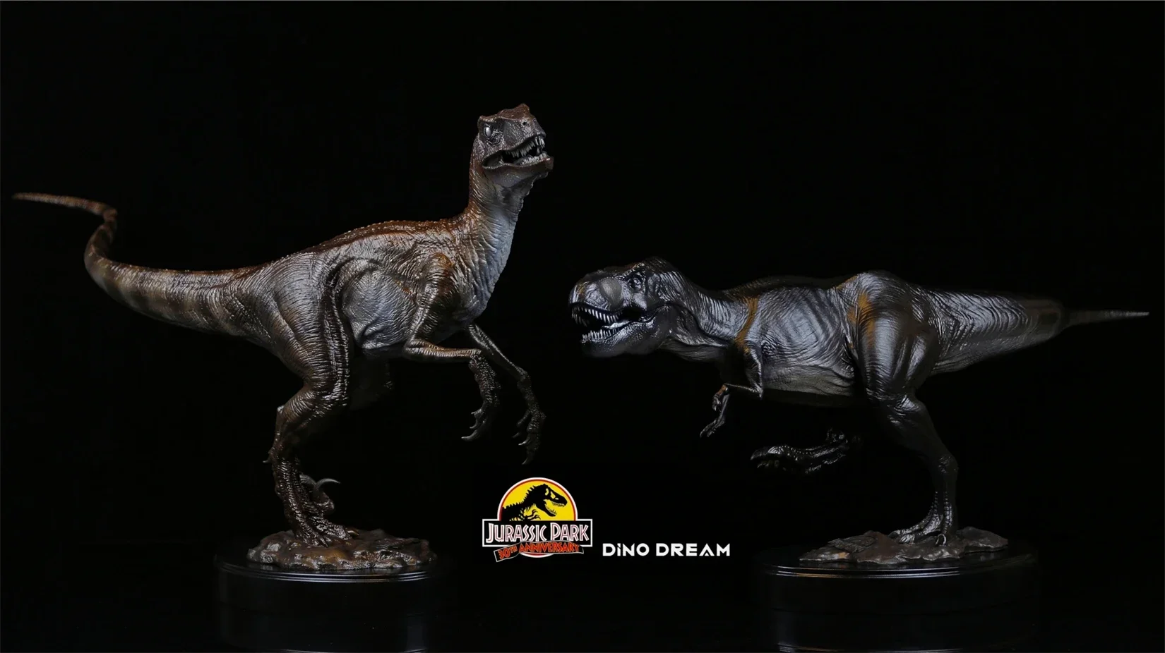 DINO-DREAM-Tyrannosaurus-Velociraptor-Faux-Bronze-T-Rex-1-15-JP30th ...