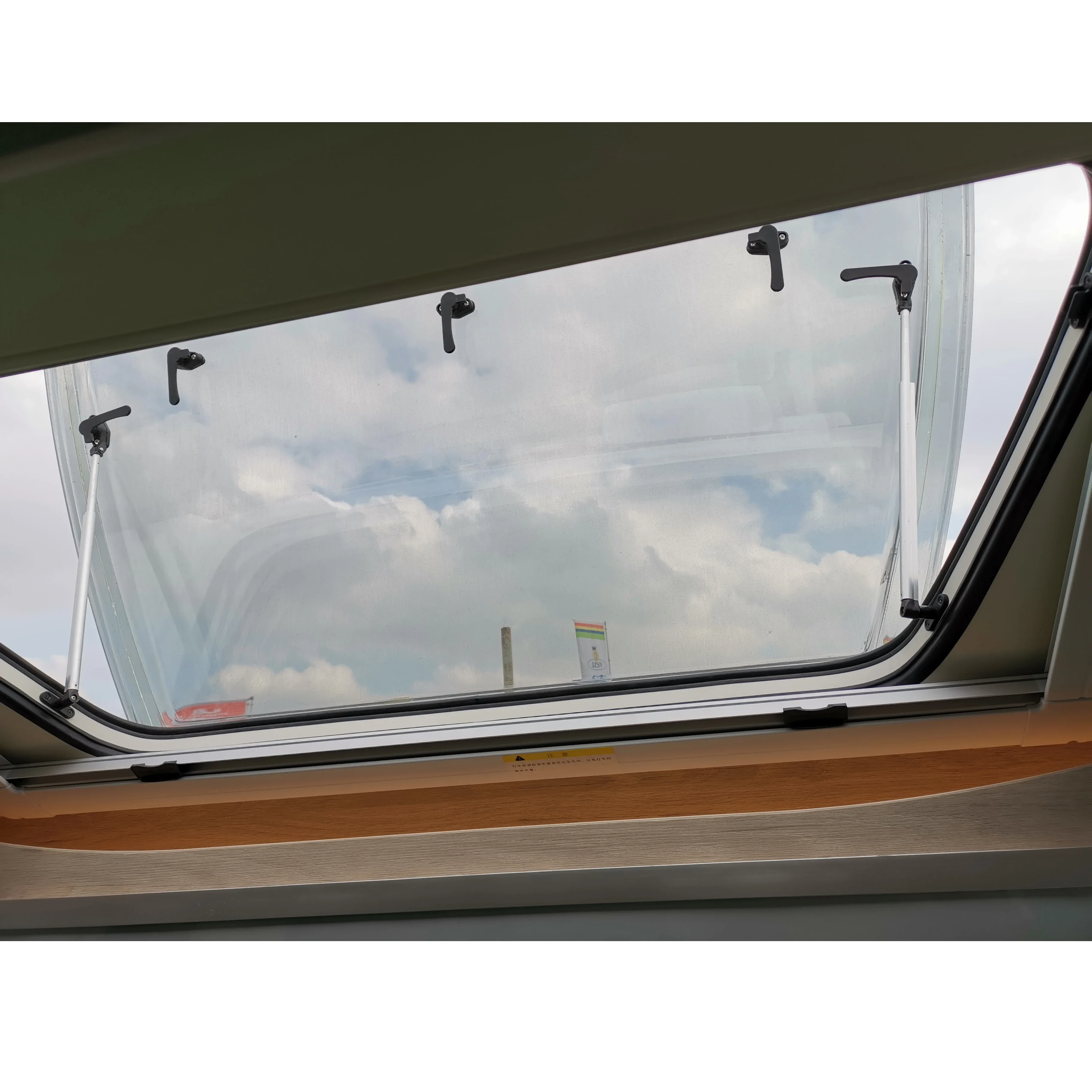 Curved-Top-Roof-Rv-Window-with-E-Mark-MG18TW-for-rv-caravan-campervan ...
