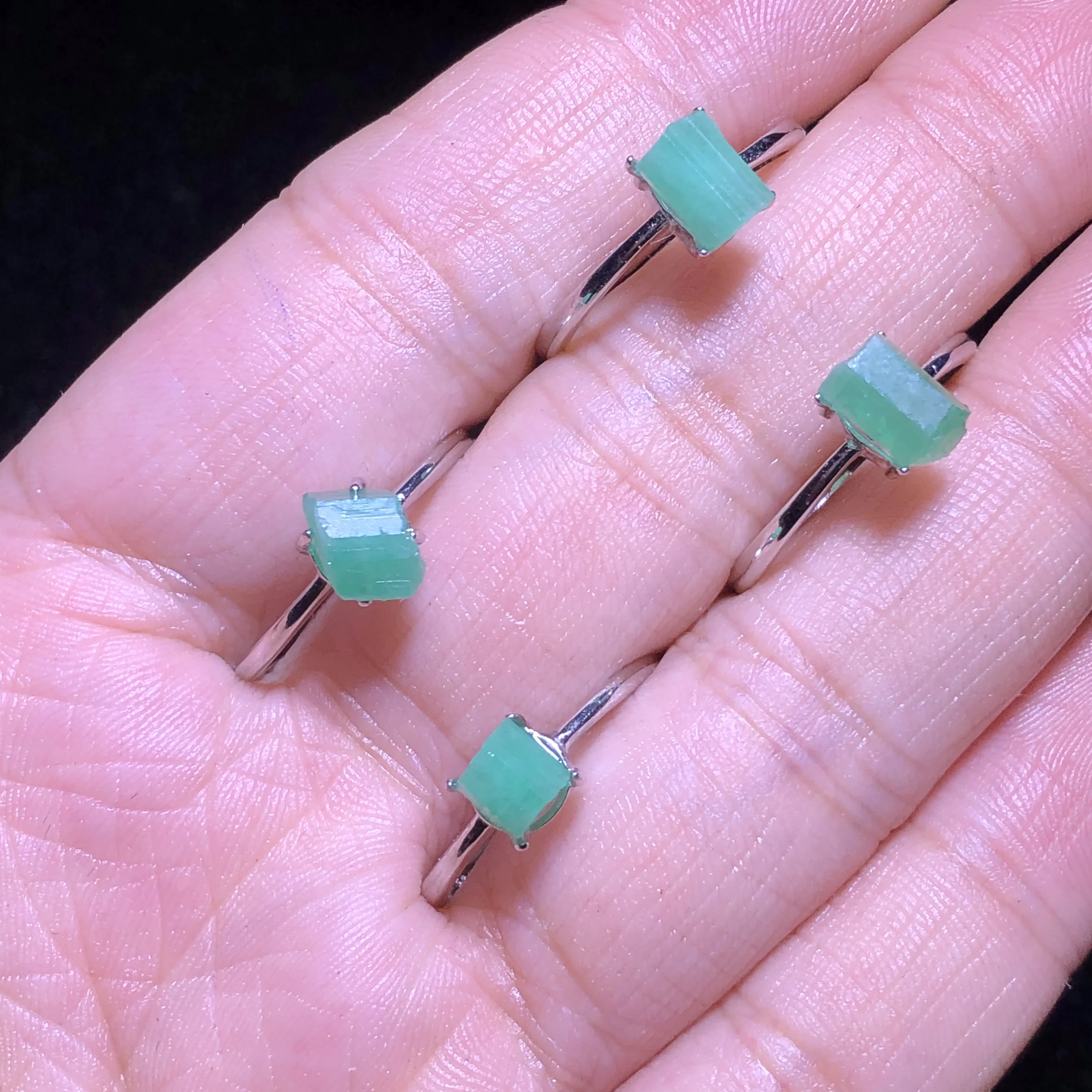 1-Pc-Fengbaowu-Natural-Green-Gem-Raw-Rough-Emerald-Ring-925-Sterling-Silver-Resizable-Fashion ...