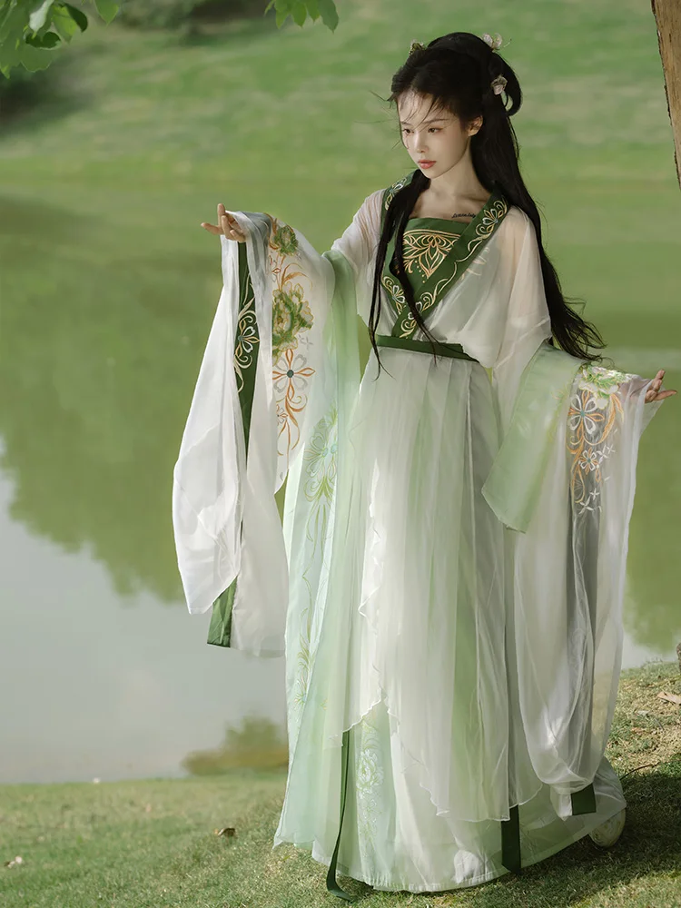 Traditional Chinese Dress Green