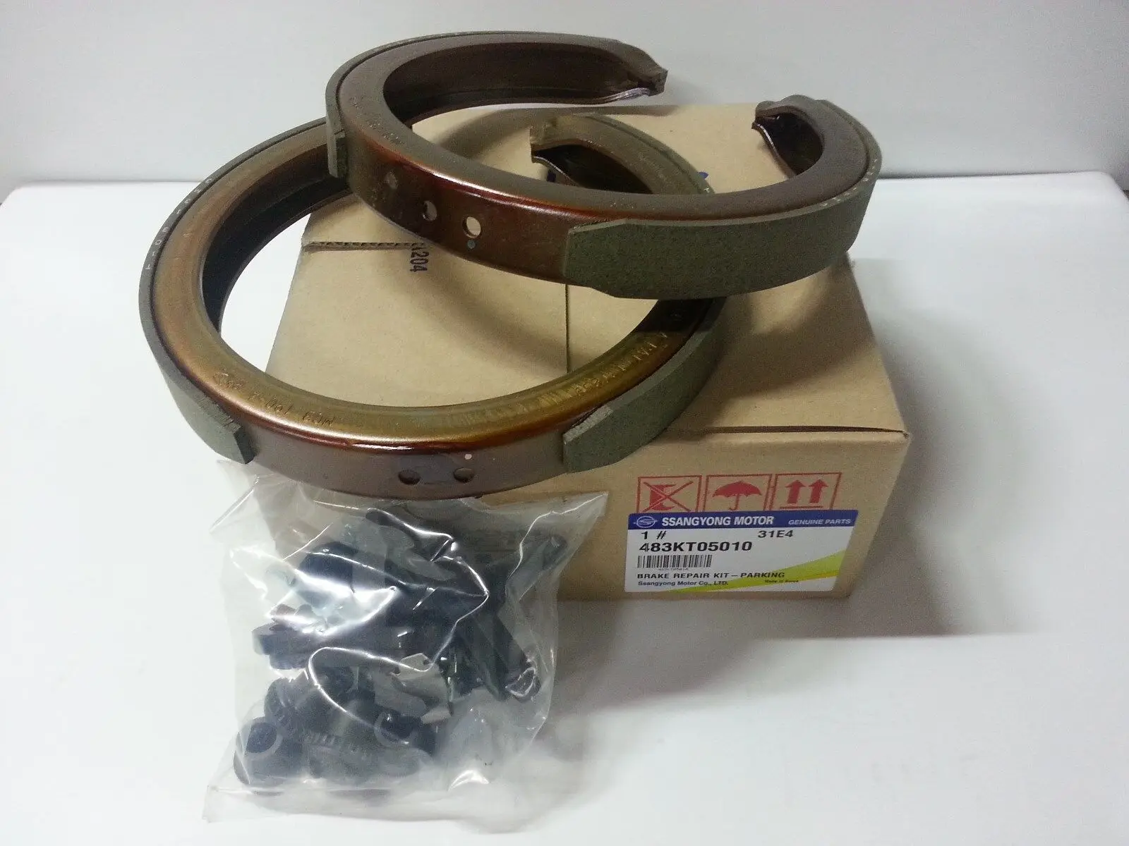 Ssangyong-Parts-Rear-Brake-Shoe-Actyon-Sport-Hand-Brake-Actyon-Kyron ...