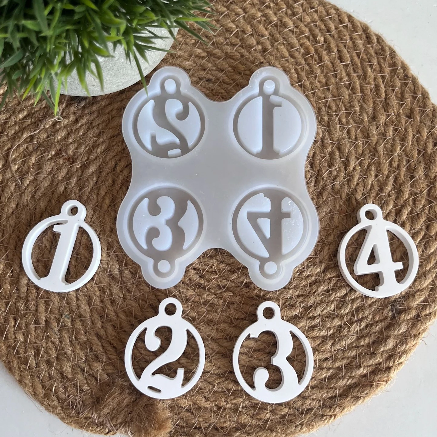 Round Tag Gypsum Plaster Molds Christmas Variant Digital 1/2/3/4 ...