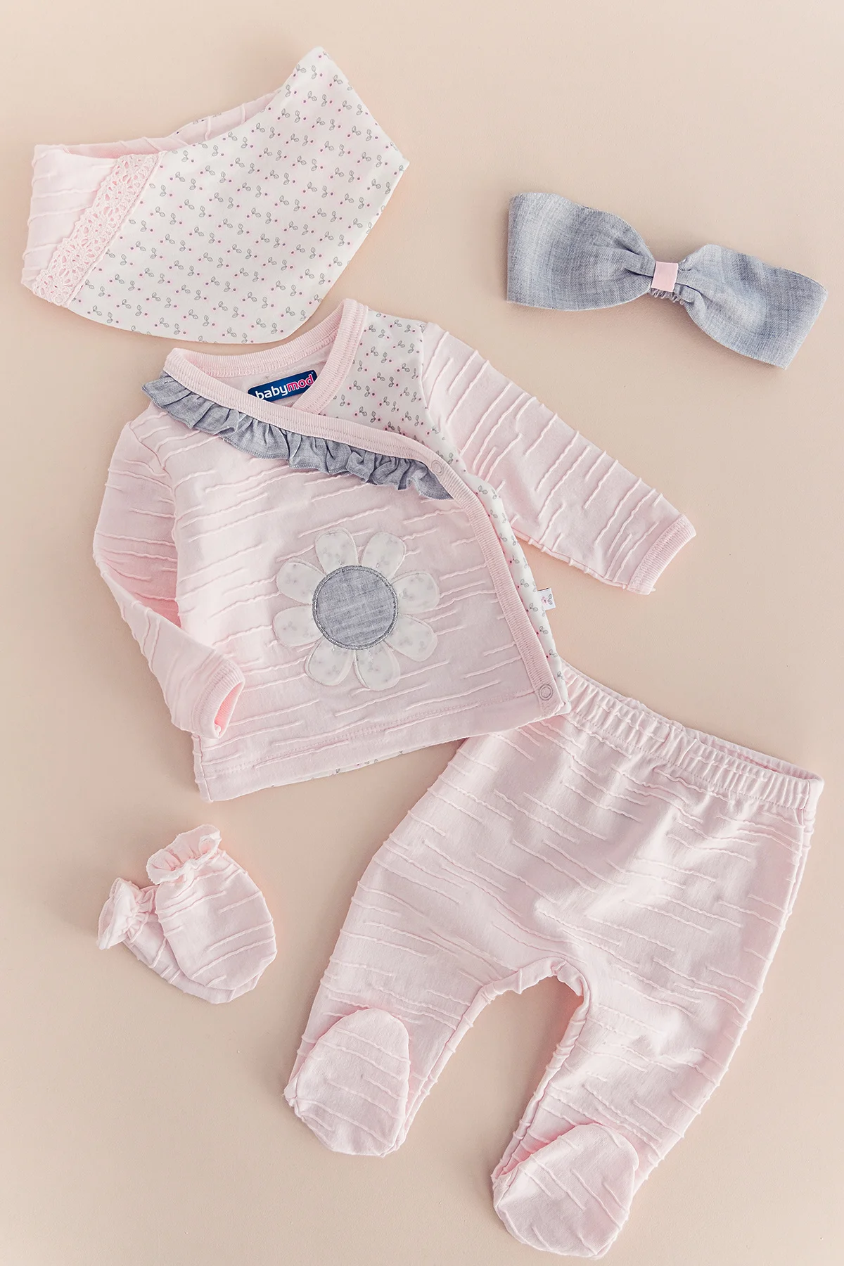Babymod-Daisy-pattern-Baby-Girl-Set-5-Pieces-Baby-Girl-Hospital-Outlet.jpg