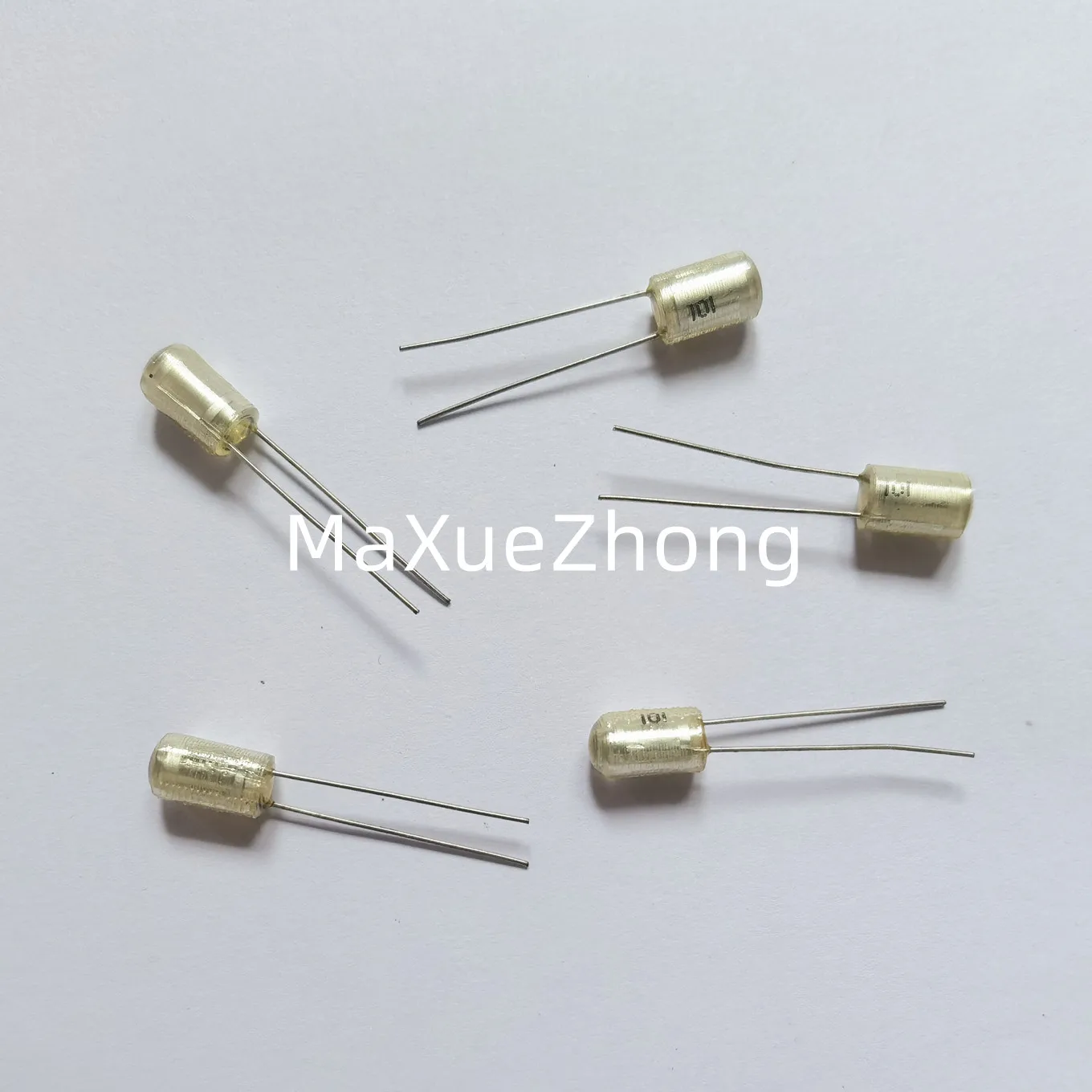 100-CB-100v100pf-101J-100PJ-100v130pf-131J.jpg
