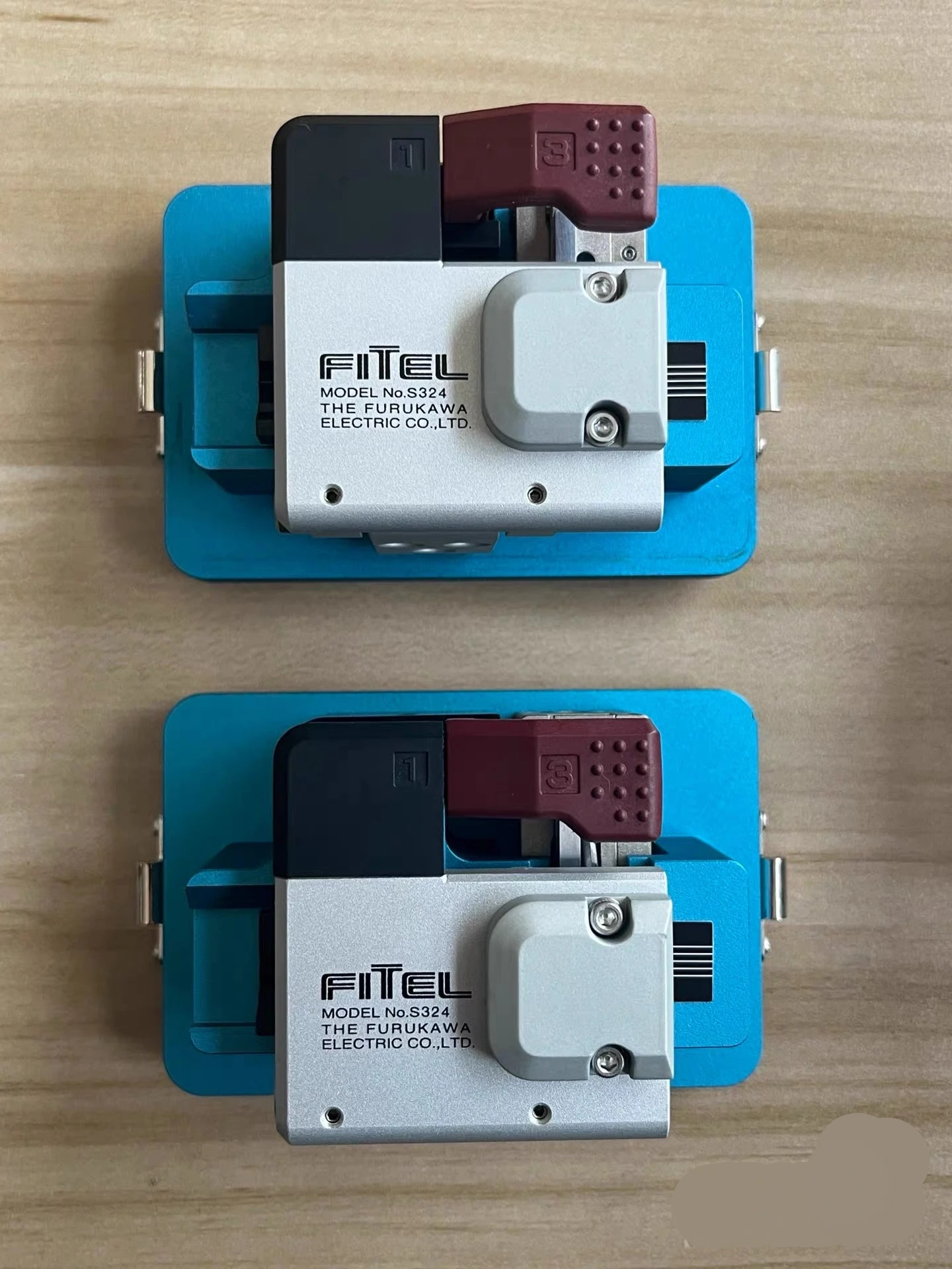 Free-Shipping-Fitel-S324-high-precision-optical-fiber-cleaver-Furukawa ...