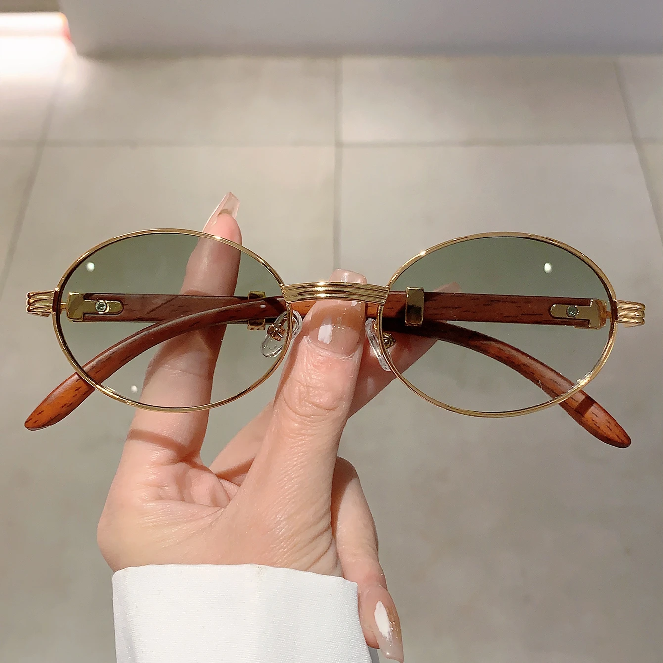 KAMMPT-Vintage-Oval-Sun-Glasses-2024-New-Stylish-Metal-Rim-Gradient ...