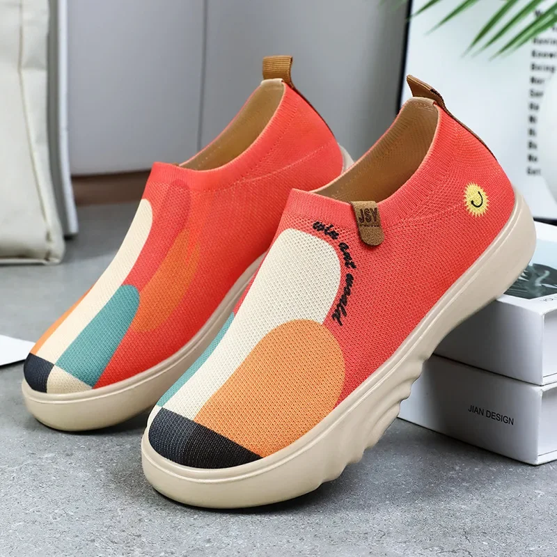 Spring and summer women's breathable knitted sports shoes, casual ...