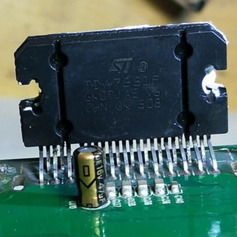 TDA7851F IC Chip Audio Amplifier
