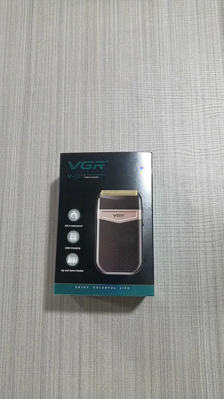 VGR V-331 USB Rechargeable Electric Shaver for Men | 3-Speed Foil Blade Shaving Machine, Close ...