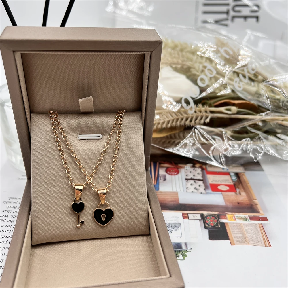 Fashion-Simple-Couple-Necklaces-For-Women-and-Men-Heart-Key-Shape ...