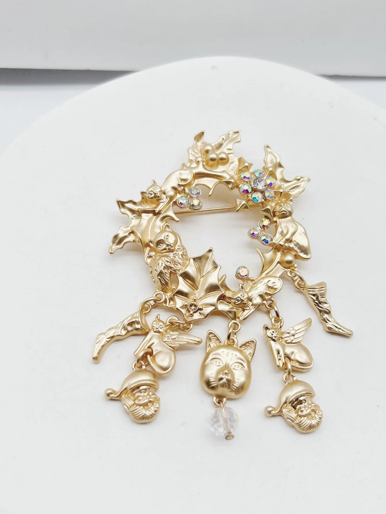 Women-Men-Middle-Vintage-Cat-Tassel-Baroque-Crystal-Badges-Brooches ...