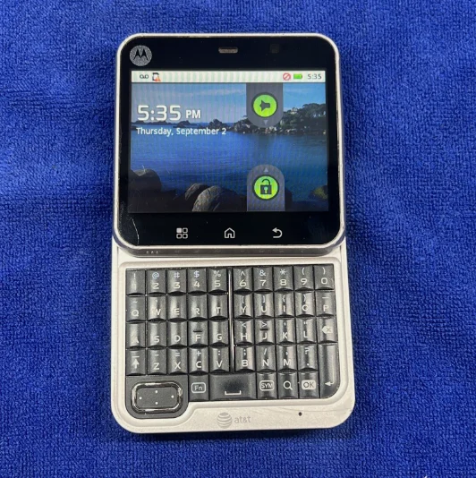Motorola FlipOut MB511 Refurbished-Unlocked Mobile phone GSM rotate ...