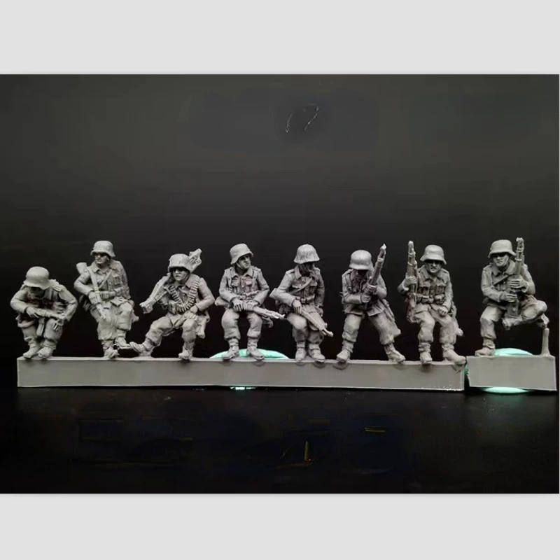 1/72 Scale Resin Figure Model Kit Car Sitting Infantry Modeling ...