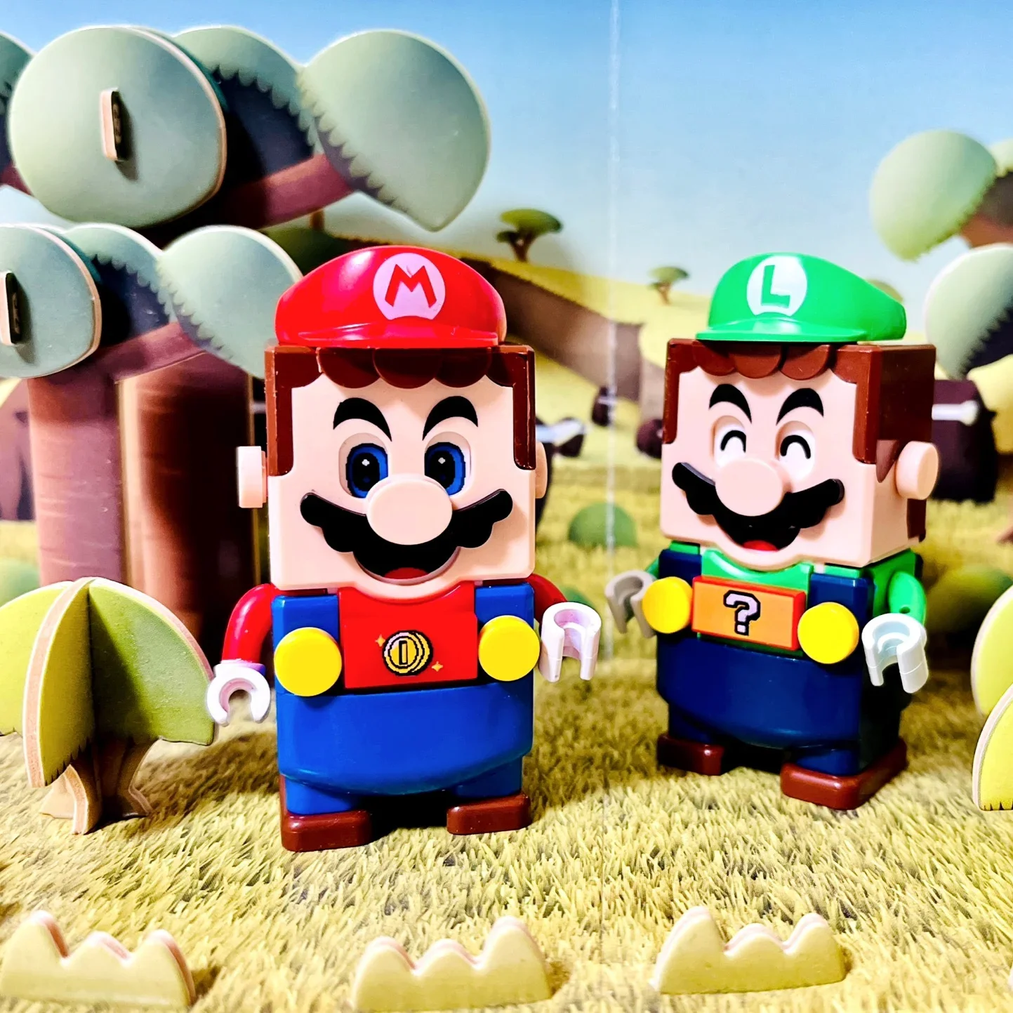 Super Mario Bros Luigi Action Figure Assembled Model Toys mark box ...