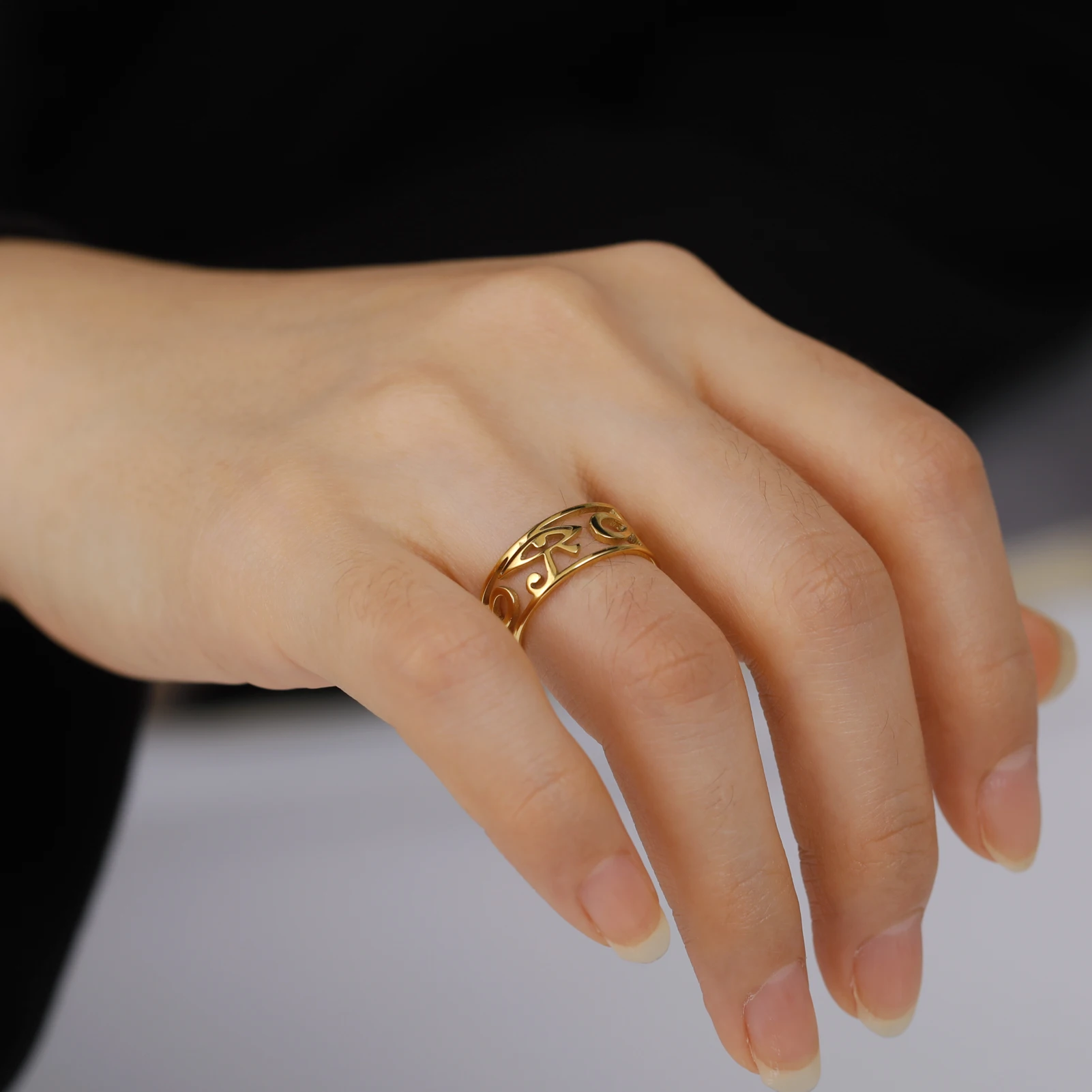 Eye Of Ra Ring