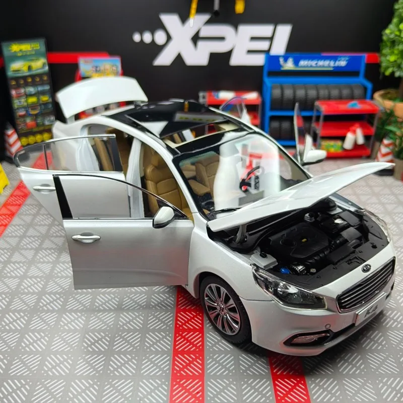 1:18 Scale Dongfeng Yueda Kia K4 Alloy Car Model Collection Ornaments ...