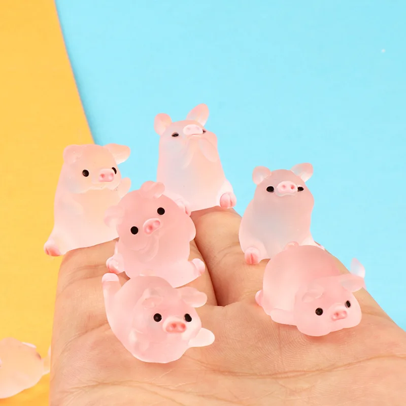Luminous-Mini-Resin-Piggy-Car-Dashboard-Toys-Dolls-Figures-Home-Garden ...