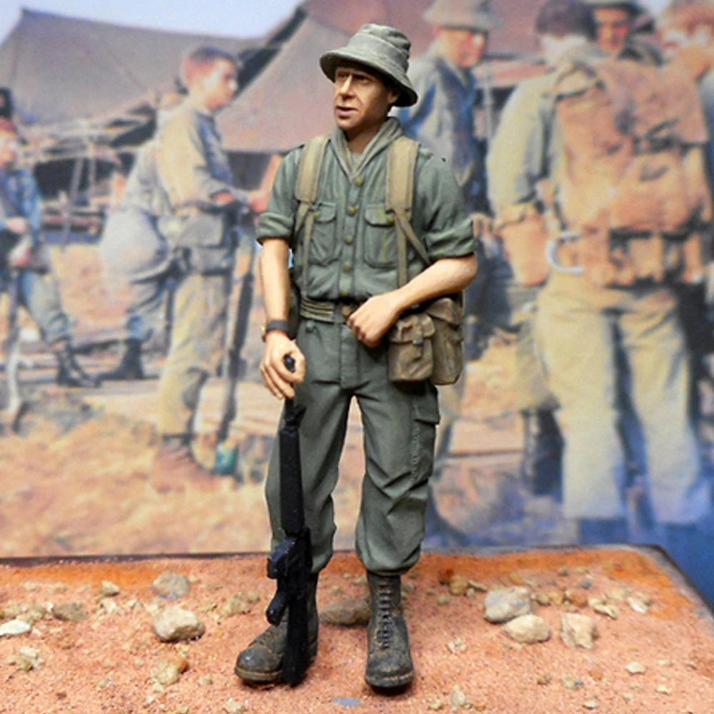 1-35-Australian-Signalman-1969-Resin-Model-figure-soldier-Military ...