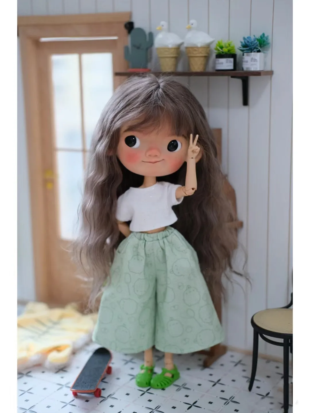 Amzing Expression 1/6 Big Head Pii with Original Girl Body Extra Free ...