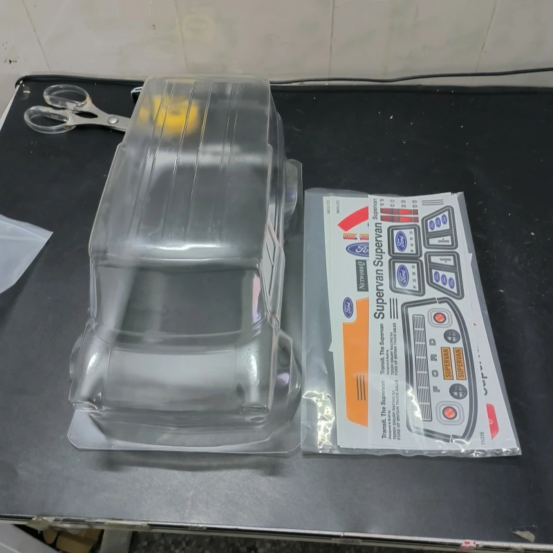 ford-van-1-10-225mm-chassis-1-10-Mini-Ford-Super-Van-170mm-width-on ...