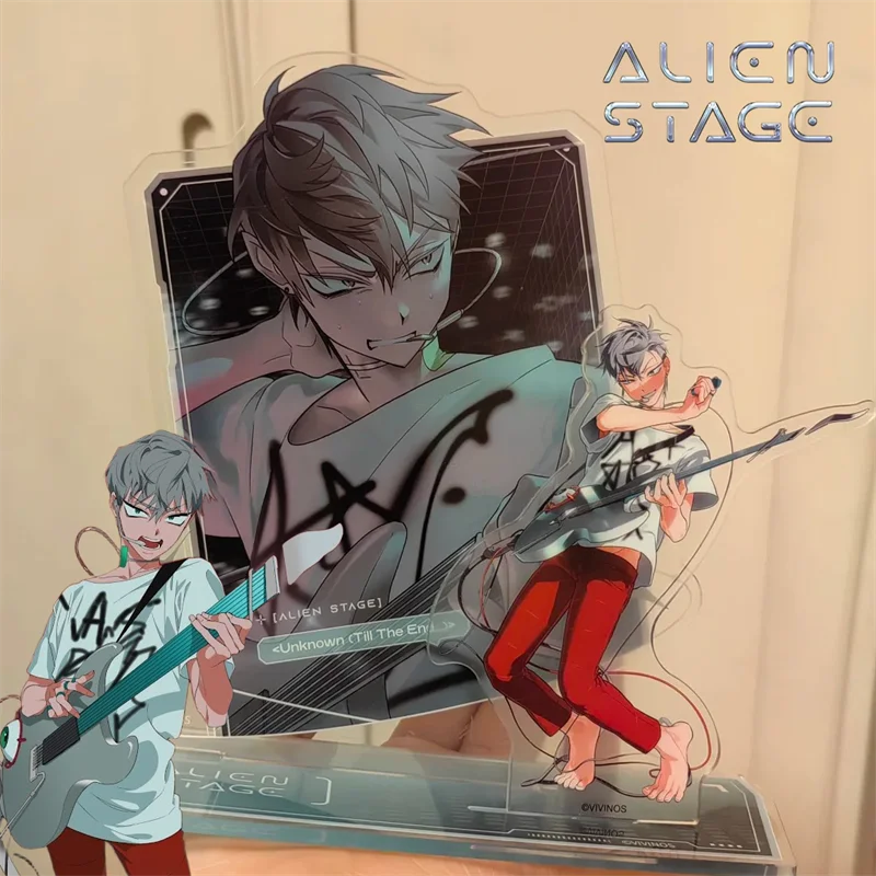Mizi Alien Stage Transparent PNG: Is This Acrylic Figurine Worth Your ...