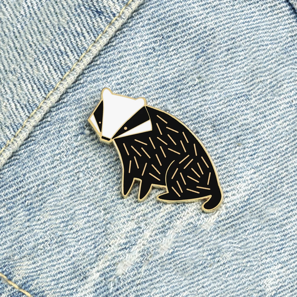 Cartoon-Animals-Black-Badger-Brooch-Cute-Creative-Wild-Animal-Lapel ...