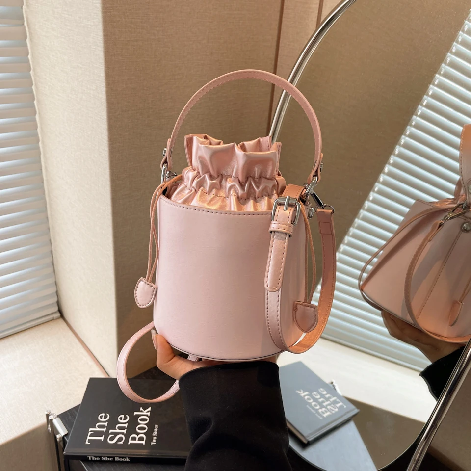 High-quality-PU-material-gradual-classic-color-fashion-casual-trend ...