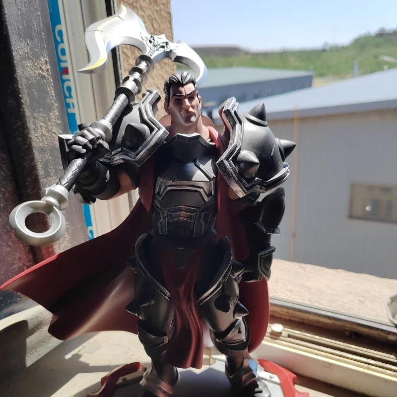 League-Of-Legends-Darius-Medium-Sculpture-Collectible-Birthday-Gift ...