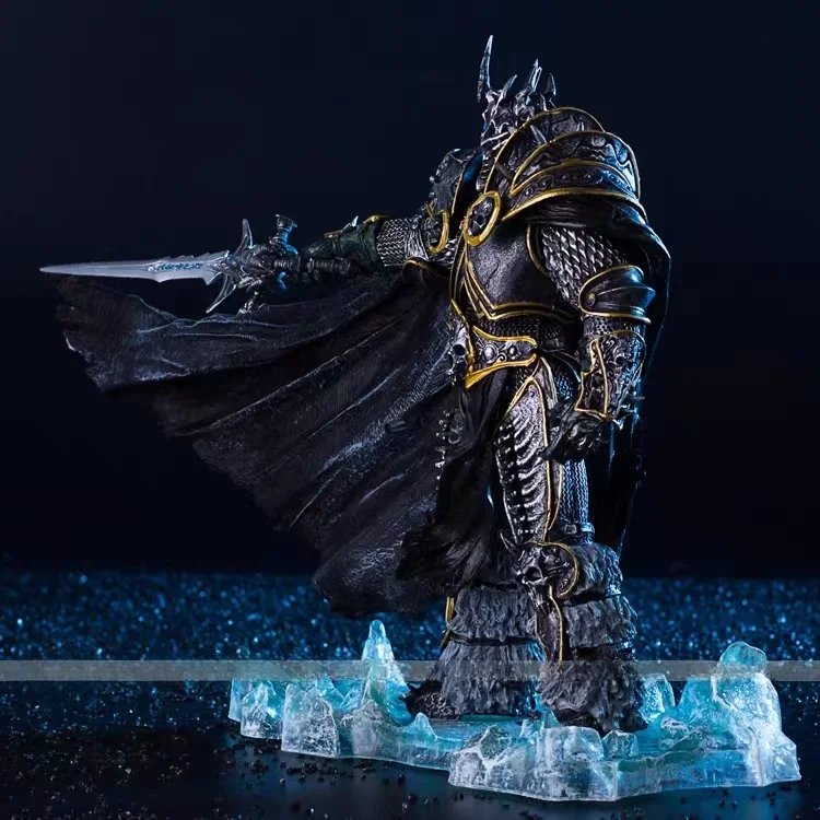 World-of-Warcraft-Game-Character-Sculpture-Lich-King-Action-Figurals ...