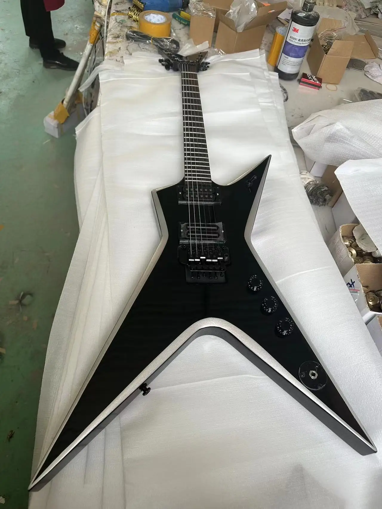 Washburn Dimebag "Stealth" Electric Guitar