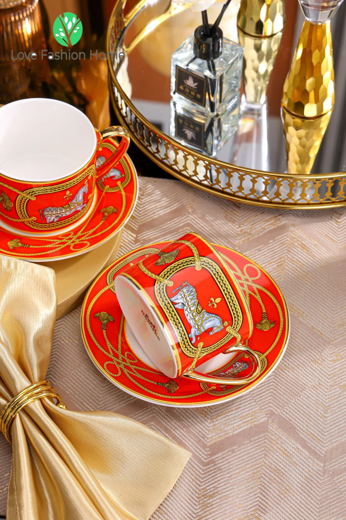 Royal Dinner Party Set