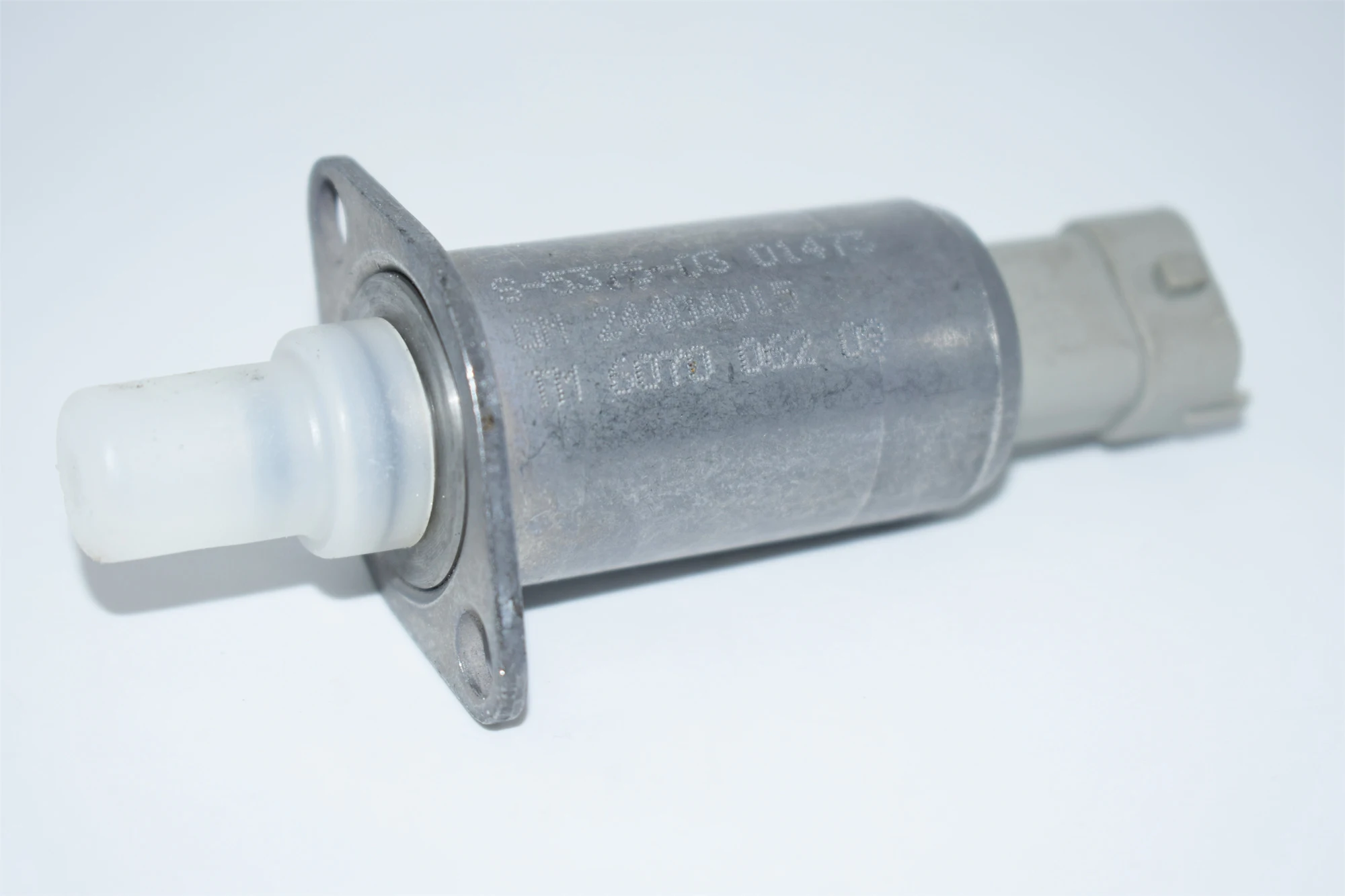 Petrol-Pressure-Regulator-95507060-24404015-815198-Z22YH-2-2-For-Opel.jpg