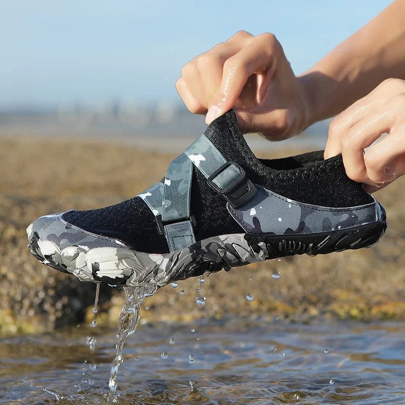 Large Size Unisex Outdoor Non-Slip Swim Shoes Summer Beach Shoes Men ...