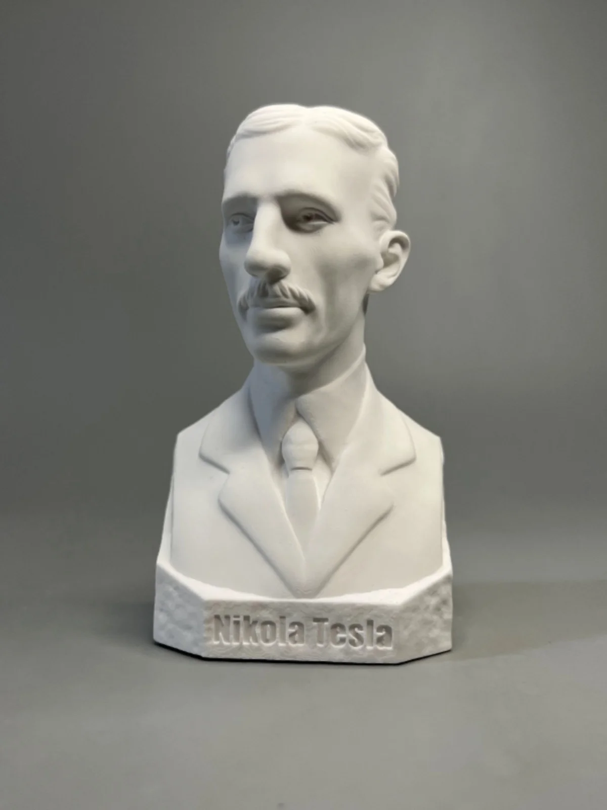 Nikola-tesla-physicist-model-plaster-sculpture-bust-bookcase-desktop ...