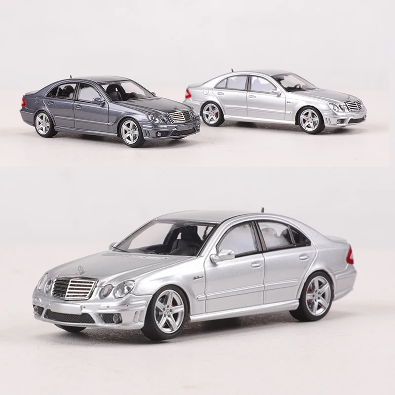 MK-MODEL-1-64-E63-W211-Alloy-Model-Car-Limited-Edition-299.jpg