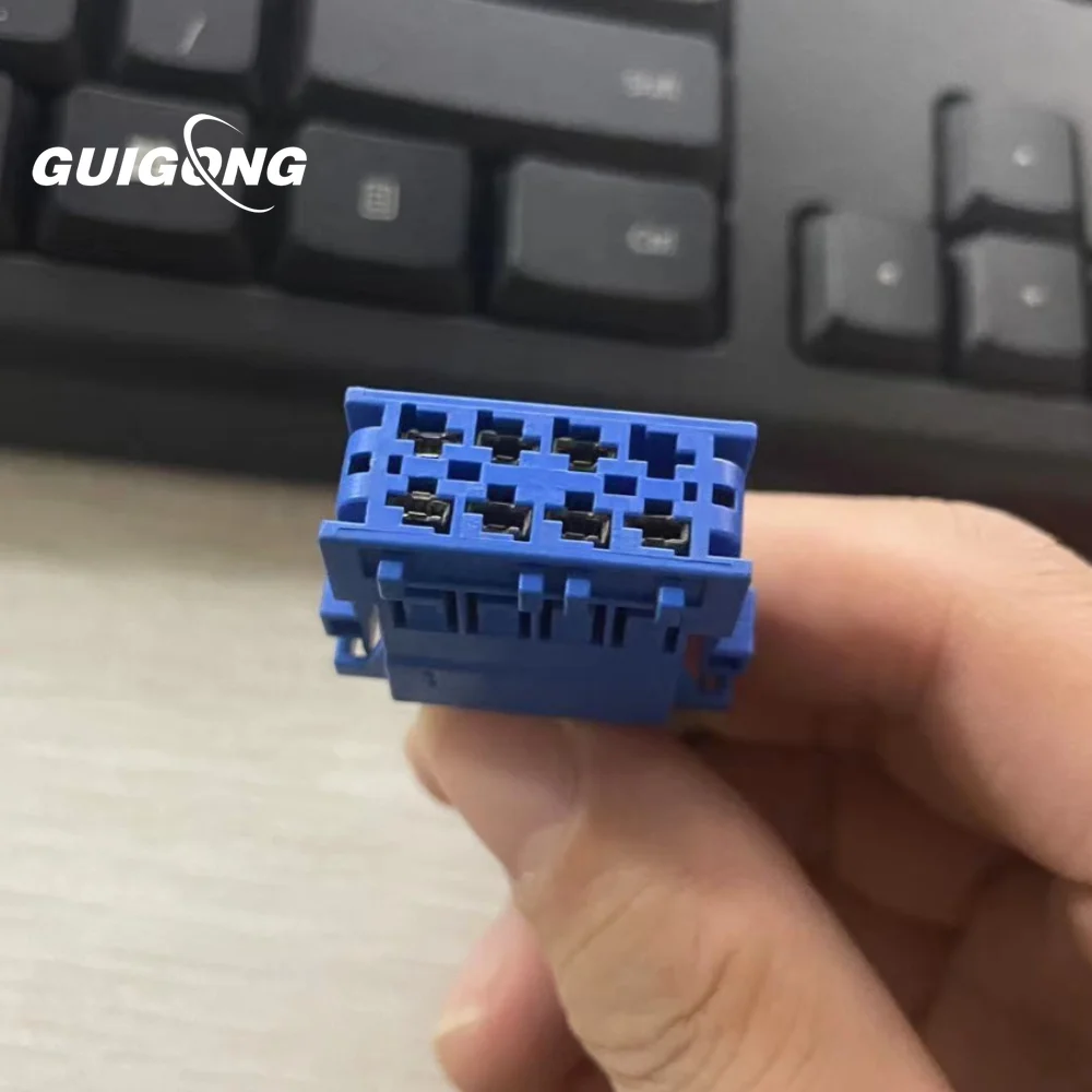 GUIGONG-UNIVERSAL-7505477-GENUINE-SOCKET-HOUSING-Tail-Light-Plug ...