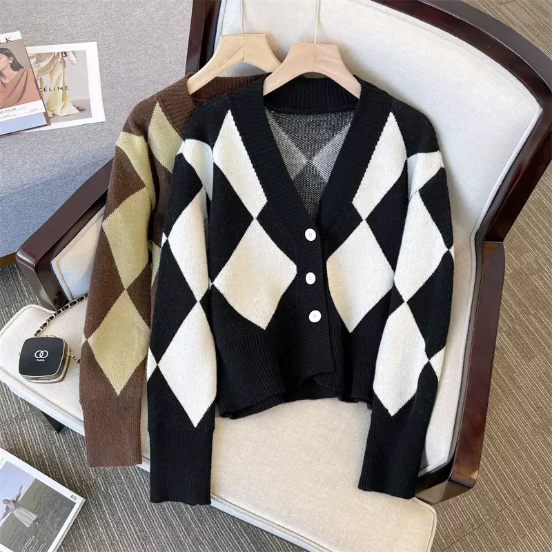 Women-s-V-neck-intarsia-diamond-pattern-sweater-cardigan.jpg