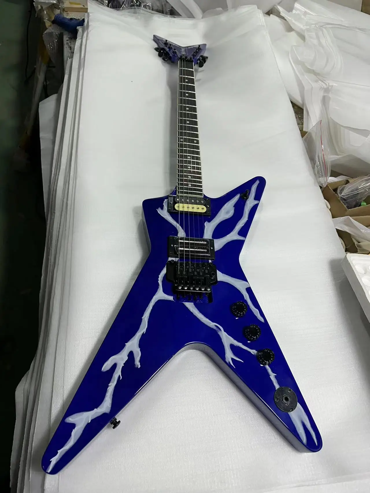 Dean-Dimebolt-Guitarra-El-ctrica-claro-rel-mpago-pernos-gran-oferta.jpg