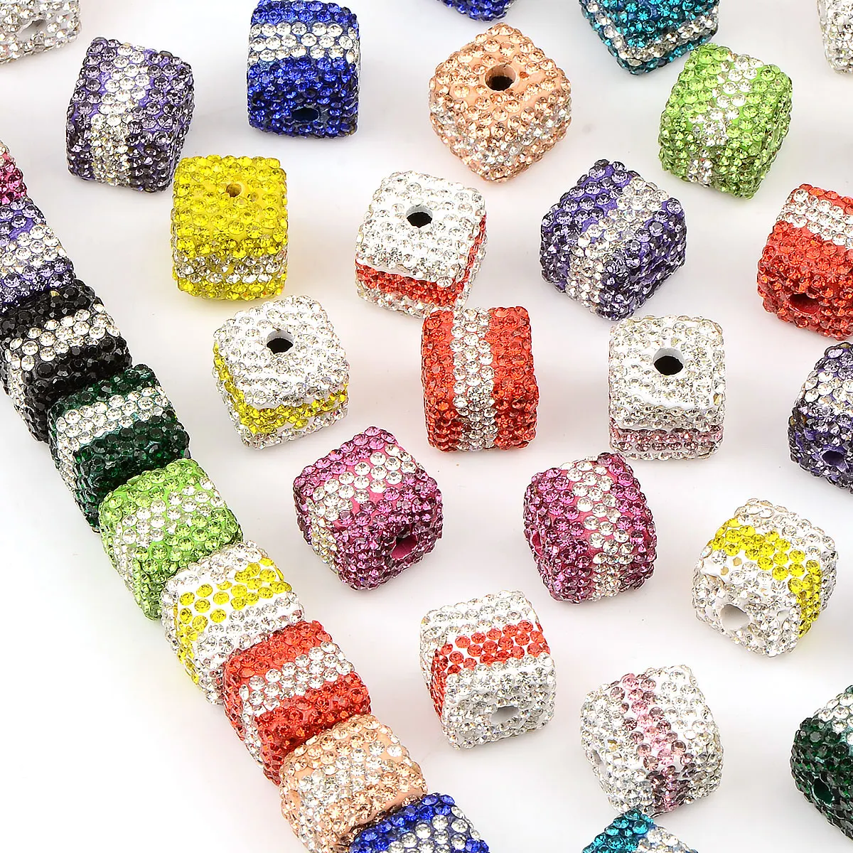 4pcs-1-4cm-Random-Color-Mix-Rhinestone-Square-Shape-Polymer-Clay-Beads ...