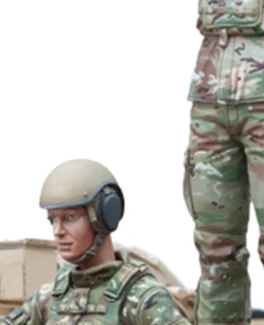 1/16 Scale Unpainted Resin Figure US Female Tank Commander & soldier 2 ...