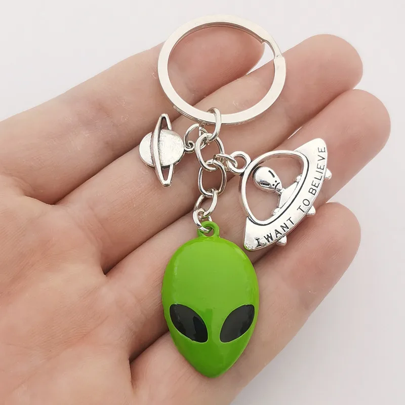 Chaveiro-cabe-a-alien-gena-planeta-chaveiro-ufo-verde-estrangeiro-chaveiro-espa-o-keyring-kawaii ...