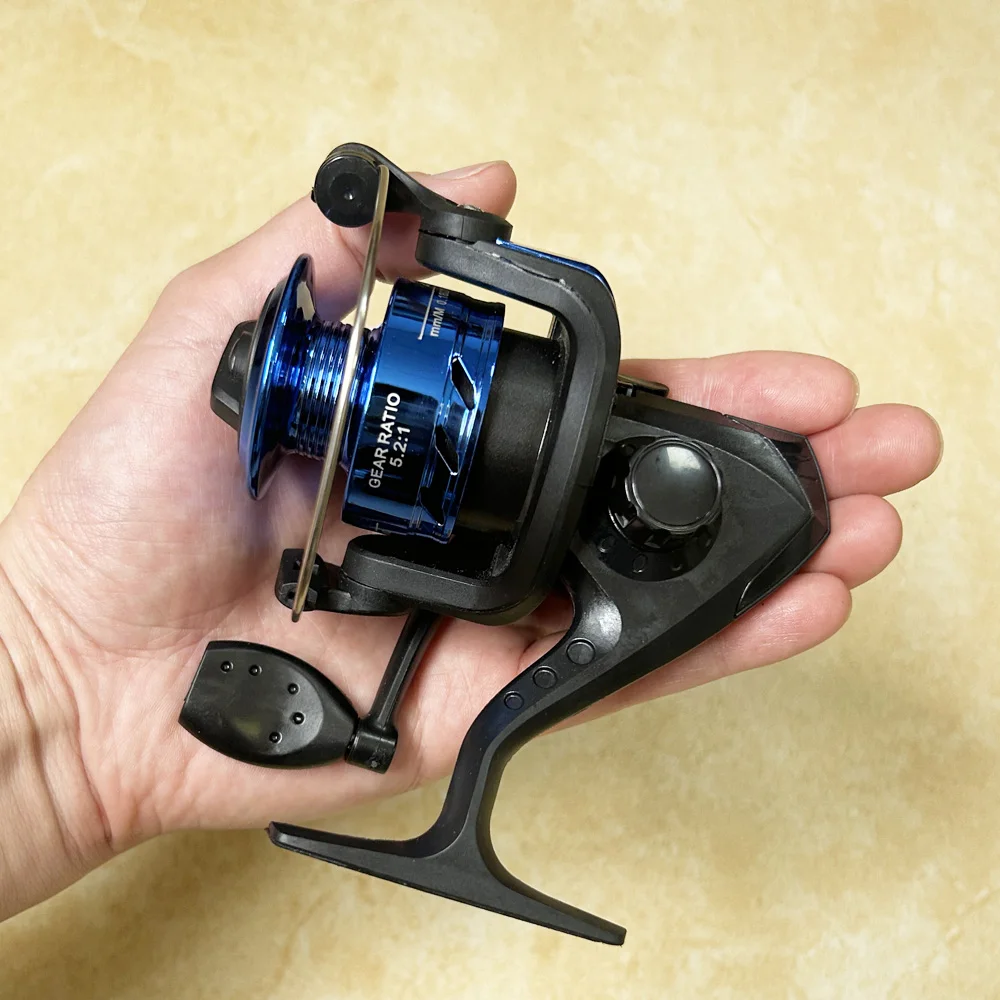 Plastics Spinning Fishing Reels 5.2:1 Wheel Spinning Reel Fishing Lure ...