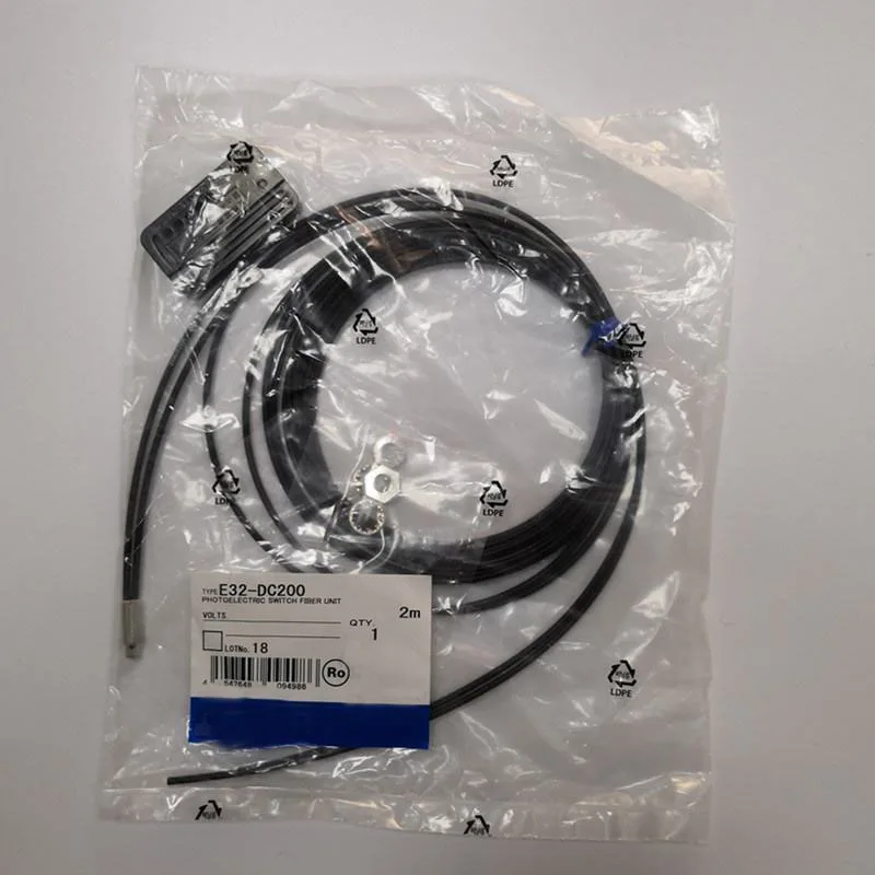 Fiber Optic Sensor E32-DC200 2m Photoelectric Switch Fiber Unit Sensor