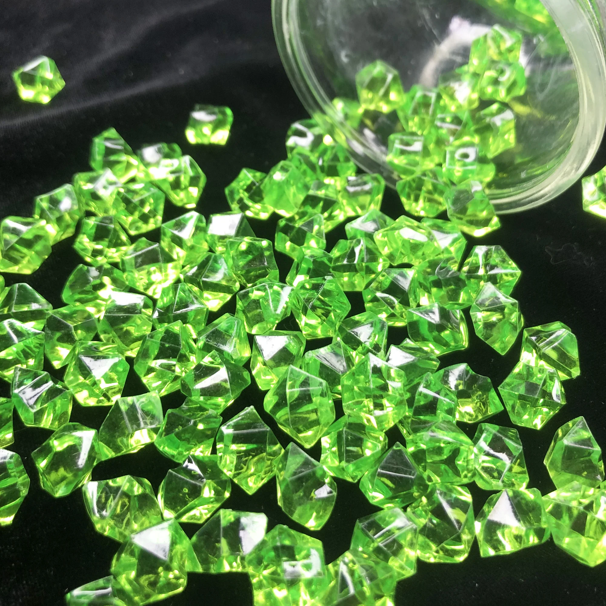 Crystals100PCS-Acrylic-Gems-Clear-Ice-Rocks-Plastic-Diamonds-Rocks ...